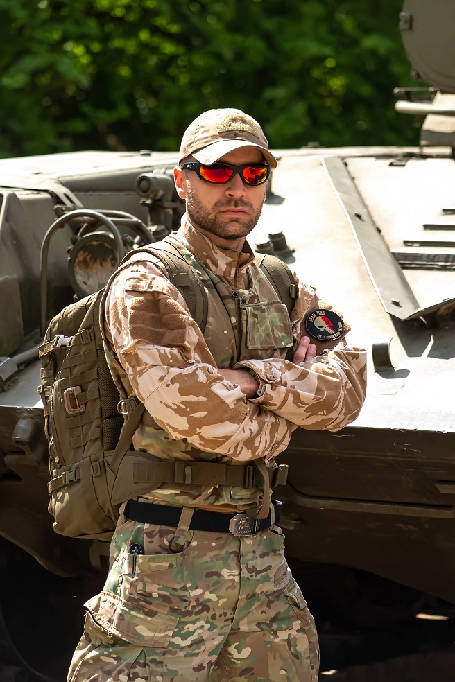 Okulary przeciwsłoneczne z polaryzacją OPC MILITARY MARINES Matt Black ...